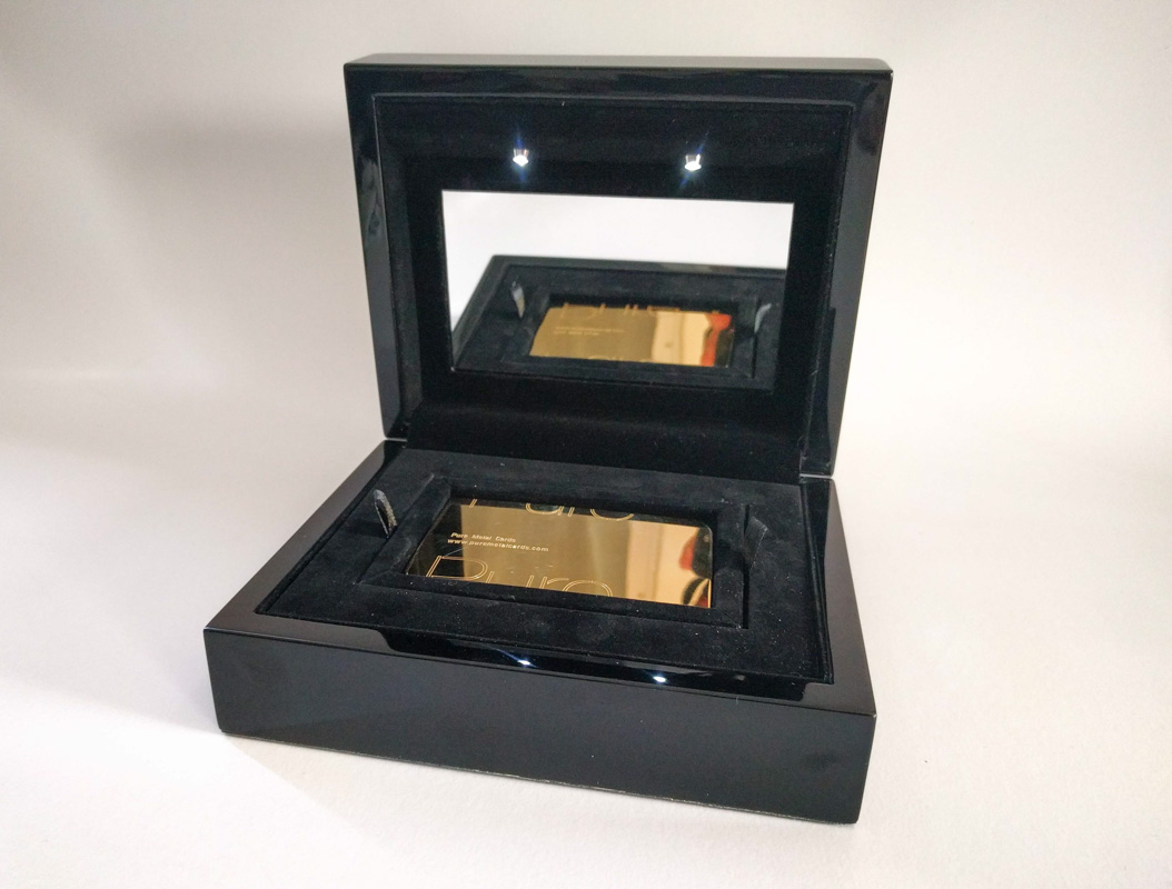 Packaging Designed to Complement your Metal Business Cards - Pure Metal ...